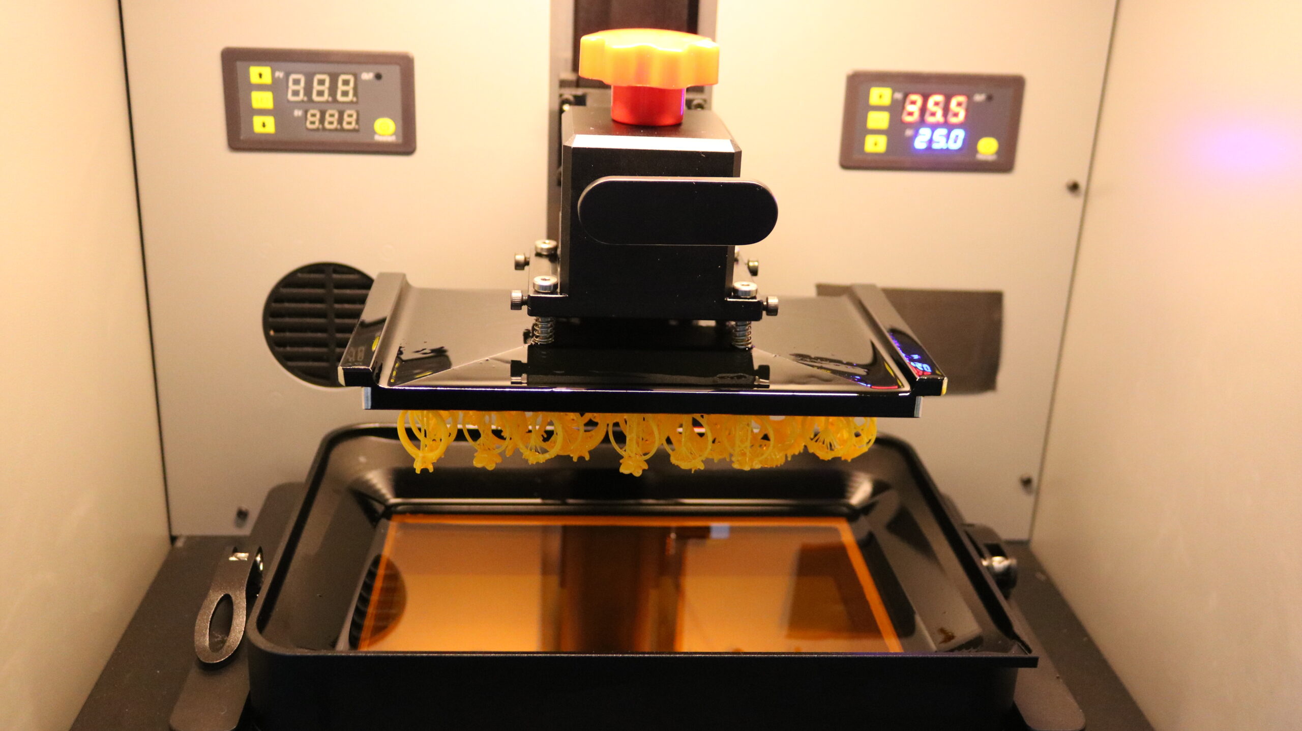 How to choose resins compatible with different light-curing 3D printers ...